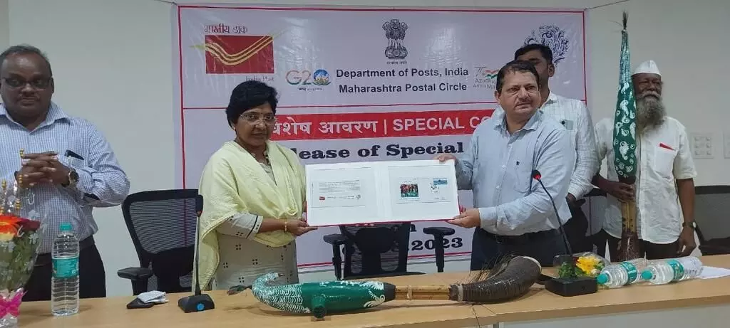 भारतीय डाक लिफाफावर “तारप्याची क्रेझ | “Tarpya craze” on the Indian ...